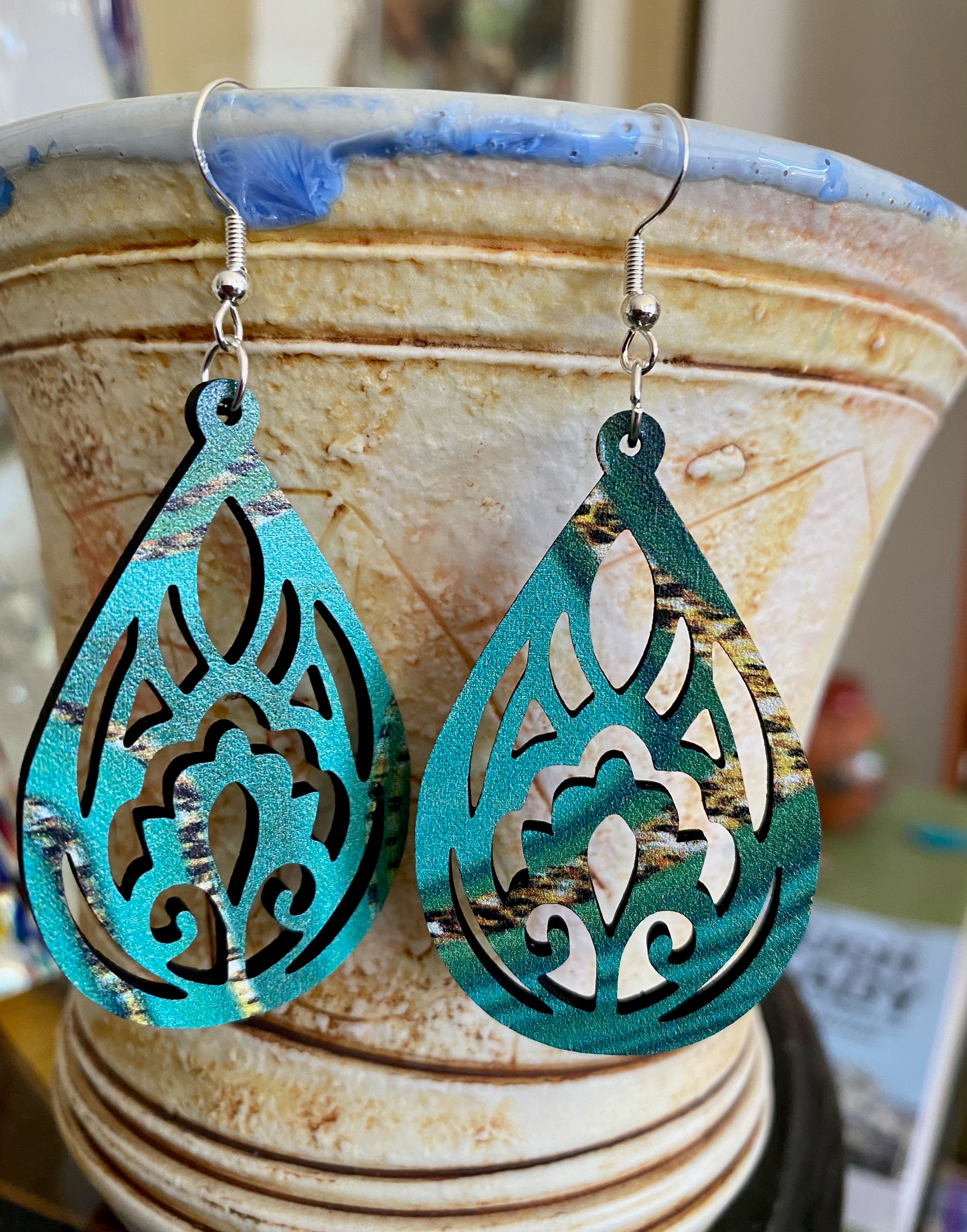 To Decorate You and Your Friends – Annie+Archie Designs